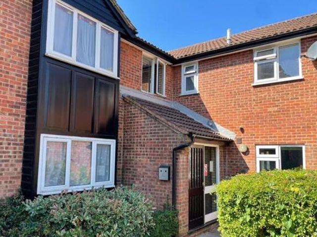 Springwood Crescent, Edgware, 1 Bedroom Flat