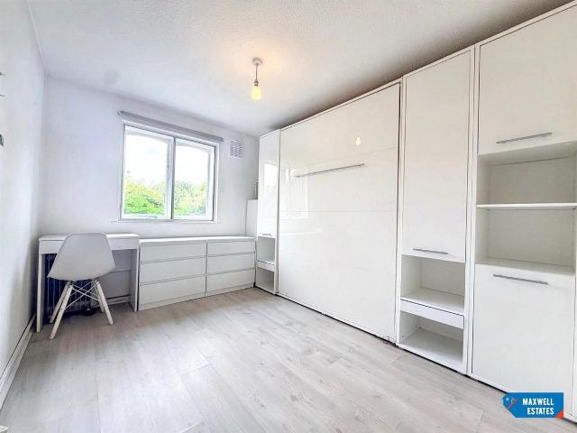 Springwood Crescent, Edgware HA8, 2 bed flat to rent, £1,650 pcm | PrimeLocation