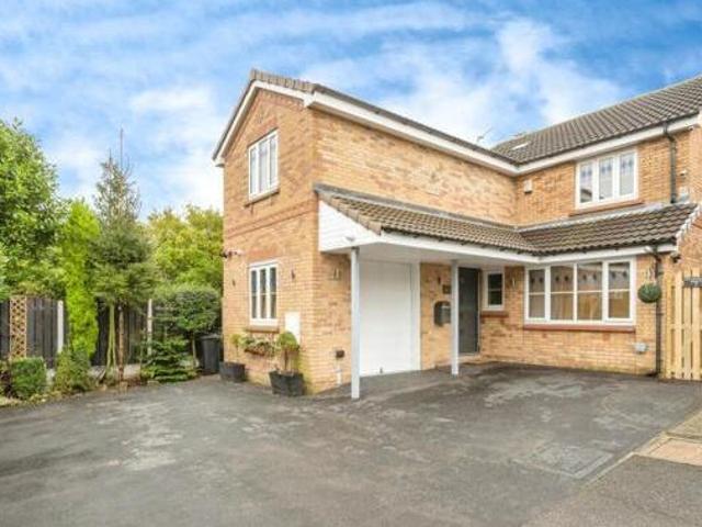 Springwood Grove, Thurnscoe, 5 Bedroom Detached