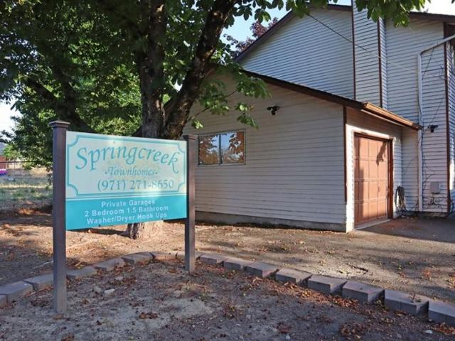 Spring Creek Trail 2 Bedroom Apartment for Rent at 8726 8726 8756 SE HENDERSON ST, Portland, OR 97266 Lents