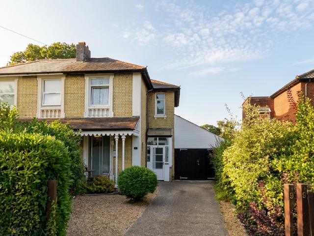 Spring Crescent, Southampton SO17, 5 bed end terrace house to rent, £2,600 pcm | PrimeLocation