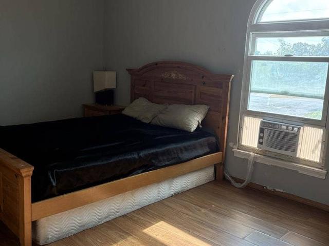 Spring Branch, Houston $800/month