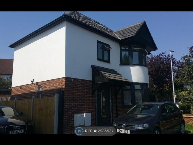 Spring Gardens, Woodford Green IG8, 3 bed detached house to rent, £2,200 pcm | PrimeLocation