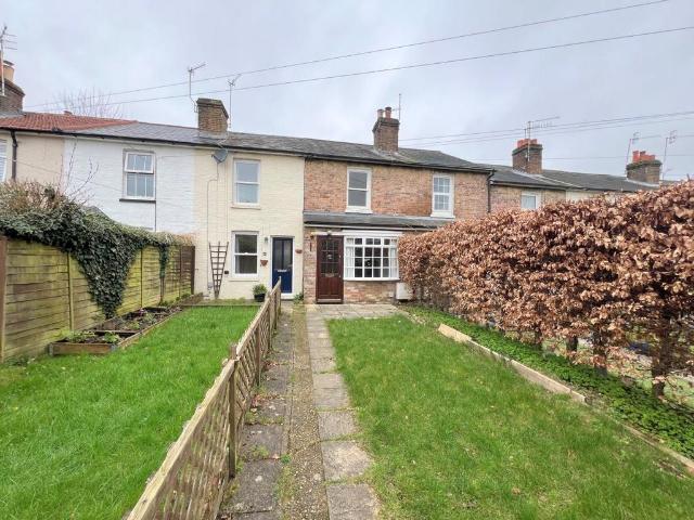Spring Gardens, Burdett Road 2 bed terraced house to rent £1,395 pcm £322 pw