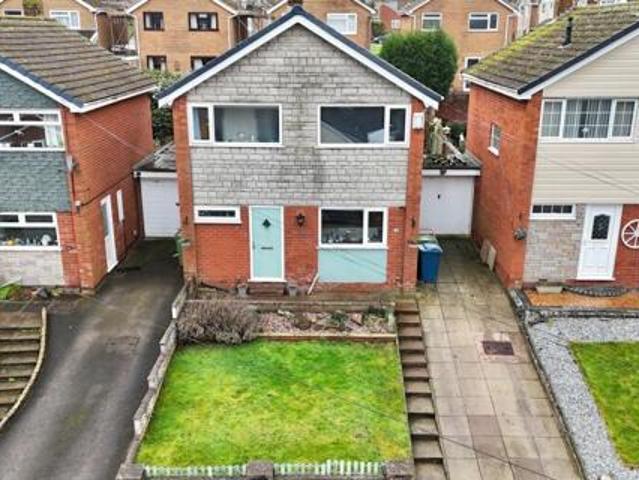 Spring Gardens, Stone, 3 Bedroom Detached