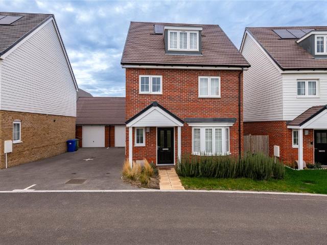 Spring Grove, Bapchild, Sittingbourne, Kent ME10, Room to rent, £595 pcm | PrimeLocation