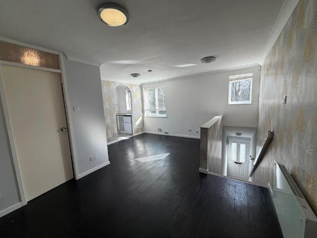 Spring Grove, Hull HU3, Studio to rent, £450 pcm | PrimeLocation