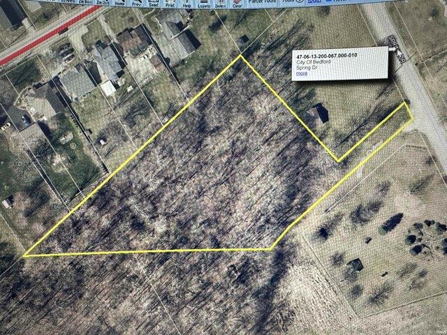 Spring Dr, Bedford, IN 47421