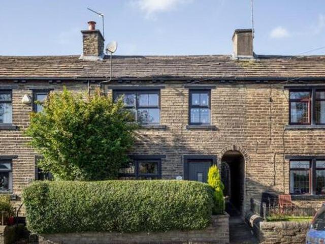 Spring Head, Halifax, 2 Bedroom Terraced