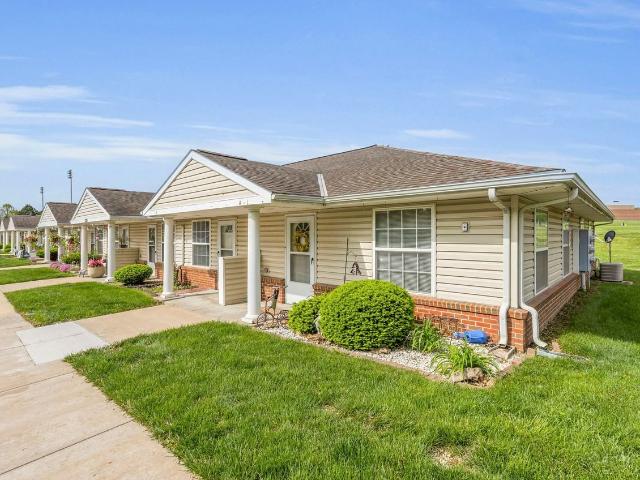 Spring Hill Villas 1 Bedroom Apartment for Rent at 21541 S Main St, Spring Hill, KS 66083