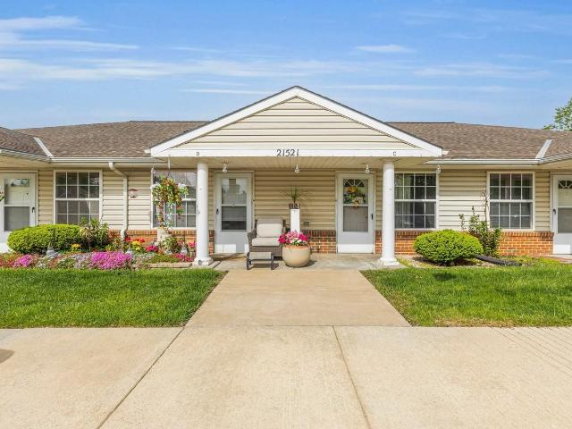 Spring Hill Villas 2 Bedroom Apartment for Rent at 21541 S Main St, Spring Hill, KS 66083