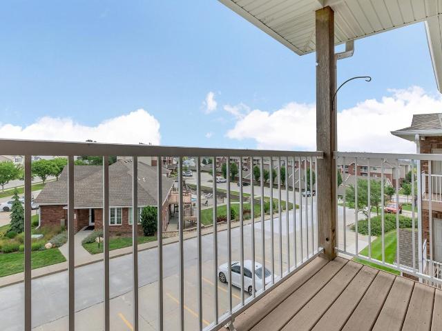 Spring Hill Ridge 2 Bedroom Apartment for Rent at 15735 Rosewood St, Omaha, NE 68136