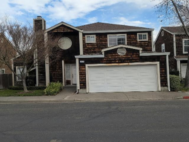 Spring Oaks Dr