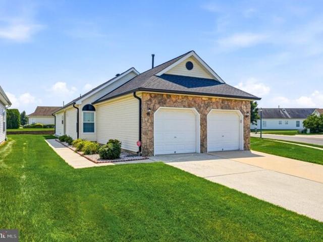 Spring Ln, Edgewater Park, Home For Sale