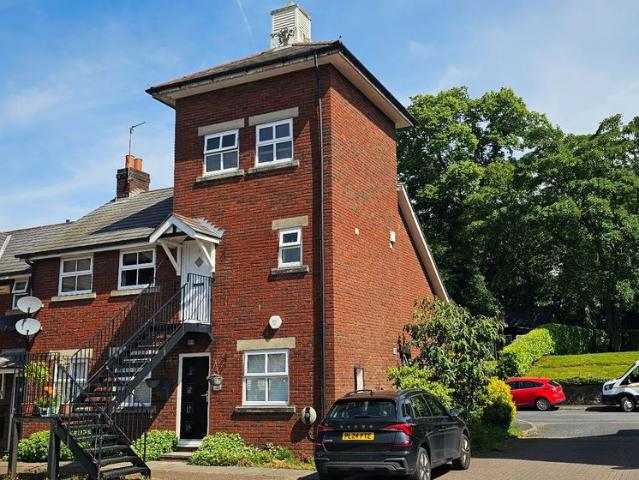 Spring Mews, Whittle Le Woods, Chorley PR6, 2 bed property to rent, £850 pcm | PrimeLocation