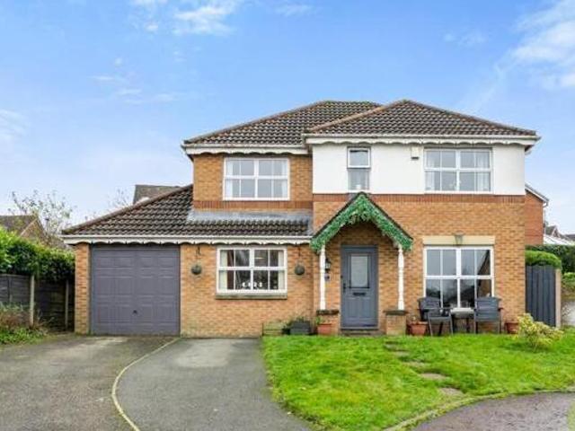 Spring Meadows, Clayton Le Moors, 5 Bedroom Detached