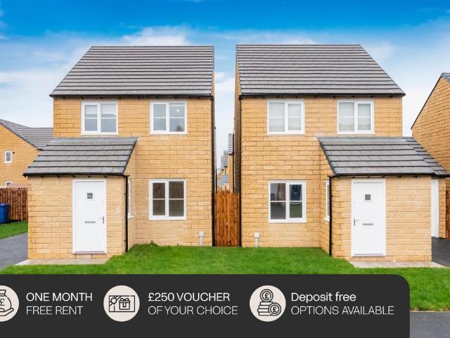 Spring Mill, Rochdale, OL12 3 bed detached house to rent £1,340 pcm £309 pw