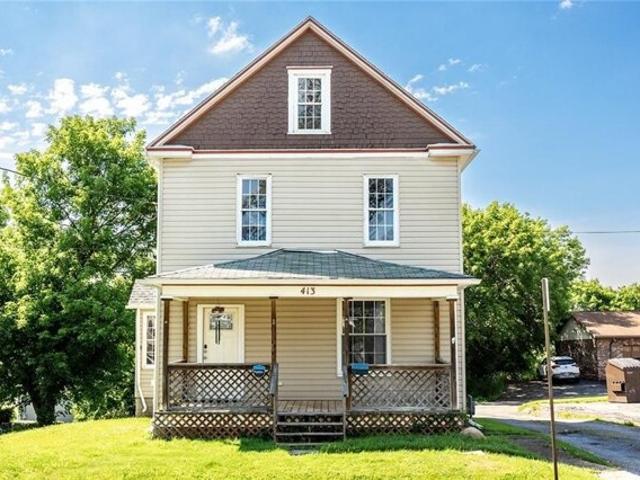 Spring St, Grove City, Home For Sale
