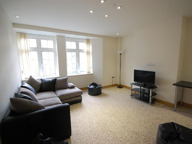 Spring Street, Paddington W2, 2 bed flat to rent, £2,900 pcm | PrimeLocation