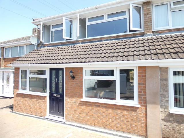 Spring Parklands, Dudley DY1 3 bed semi detached house to rent £1,125 pcm £260 pw