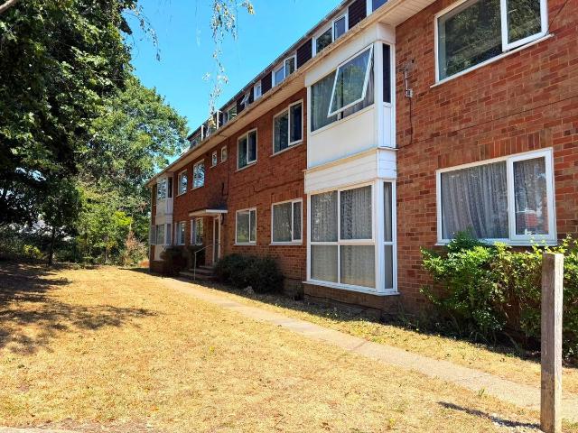 Spring Road, Sholing, Southampton, Hampshire SO19, 2 bed flat to rent, £1,250 pcm | PrimeLocation