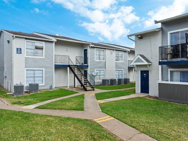 Spring Rose Studio Apartment for Rent at 10000 Club Creek Dr, Houston, TX 77036 Westwood