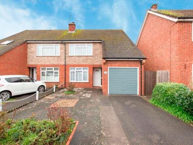 Spring Rise, Egham TW20, 4 bed semi detached house to rent, £700 pcm | PrimeLocation
