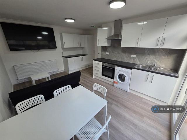 Spring Walk, London, E1 7 bed semi detached house to rent £7,700 pcm £1,777 pw