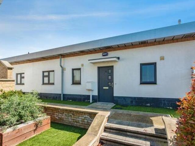 Spring Vale, Dartford, 2 Bedroom Flat