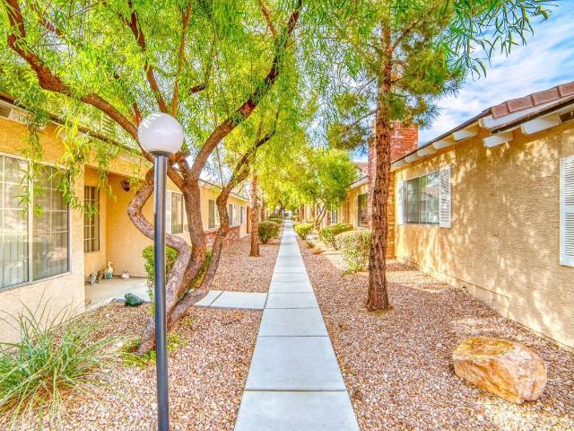 Spring Valley 01 Highlands, LLLP 2 Bedroom Apartment for Rent at 6115 6115 W.Harmon / 6111 Churchfield Blvd Spring Valley, NV 89103 Bella Vita