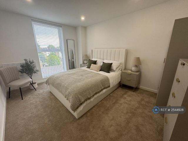 Springbank Road, London, SE13 1 bed flat to rent £2,000 pcm £462 pw