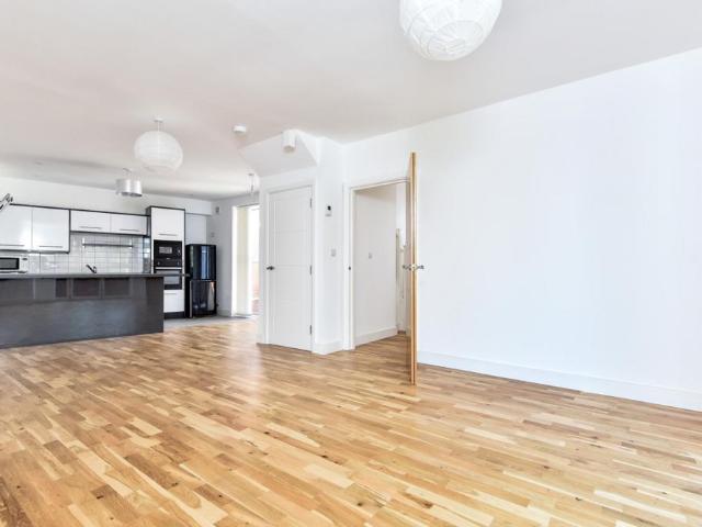 Springbank Road, London, SE13 4 bed house to rent £2,900 pcm £669 pw
