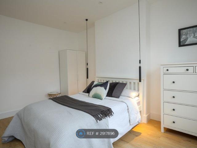 Springbank Road, London SE13, Room to rent, £900 pcm | PrimeLocation