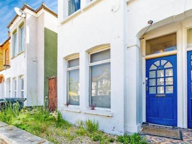 Springbank Road, London, 3 Bedroom Ground
