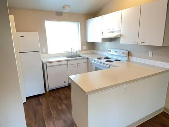 Springbrook Apartments 2 Bedroom Apartment for Rent at 1401 N Springbrook Rd, Newberg, OR 97132