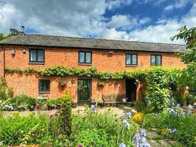 Springe Lane, Baddiley, 4 Bedroom Barn