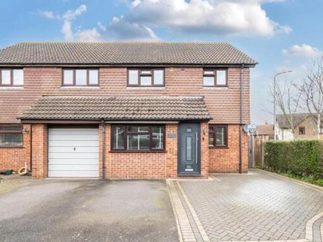 Springett Close, Eccles, 4 Bedroom Semi detached