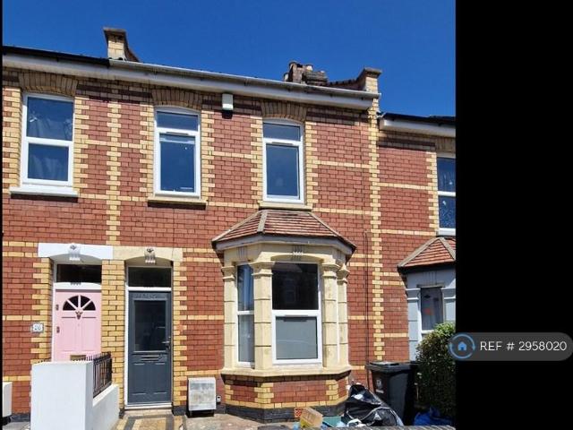 Springfield Avenue, Horfield. 5 bed terraced house to rent £2,975 pcm £687 pw