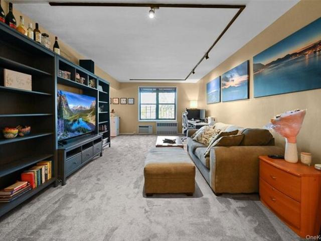 Springfield Blvd Unit F, Oakland Gardens, Property For Sale