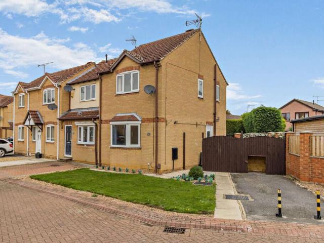 Springfield Court, Doncaster DN5, 2 bed semi detached house to rent, £700 pcm | PrimeLocation