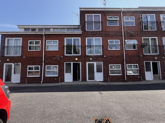 Springfield Court, Scawthorpe, Doncaster DN5, 1 bed flat to rent, £575 pcm | PrimeLocation