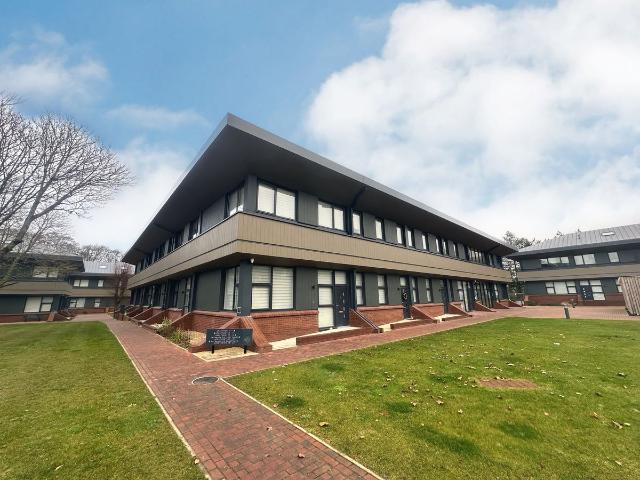 Springfield House, Ashwood Way RG23, 1 bed flat to rent, £1,060 pcm | PrimeLocation