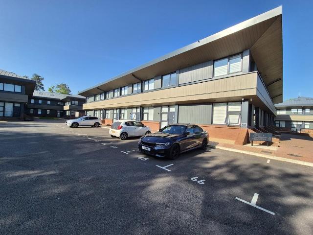 Springfield House, Ashwood Way RG23 2 bed penthouse to rent £1,475 pcm £340 pw