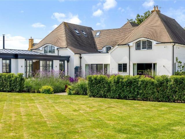 Springfield Lane, Broadway. 4 bed detached house to rent £13,000 pcm £3,000 pw