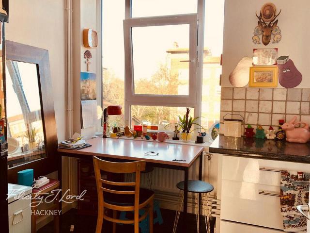Springfield, London 1 bed apartment to rent £1,700 pcm £392 pw
