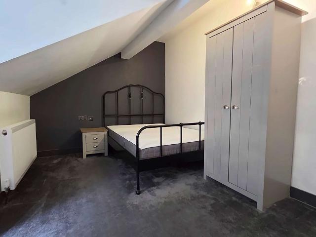 Springfield Mount, Armley, Leeds LS12, Room to rent, £500 pcm | PrimeLocation