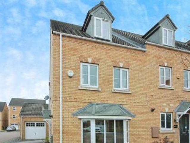 Springfield Rise, Lofthouse, 4 Bedroom Town