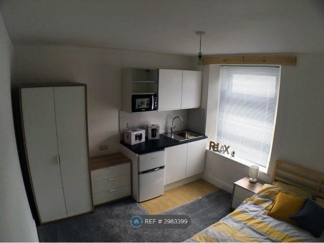 Springfield Road, Newquay TR7, Room to rent, £660 pcm | PrimeLocation