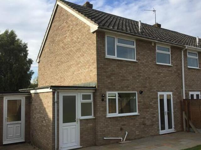Springfield Road, Alconbury, 3 Bedroom Semi detached
