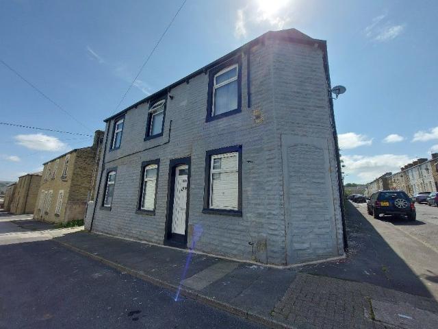 Springfield Road, Burnley BB11, 3 bed end terrace house to rent, £750 pcm | PrimeLocation